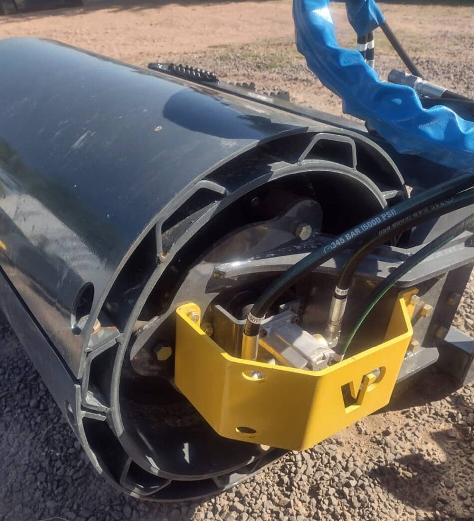 Compactador combinado CVM120 | Todo tipo de suelos | VialPlan